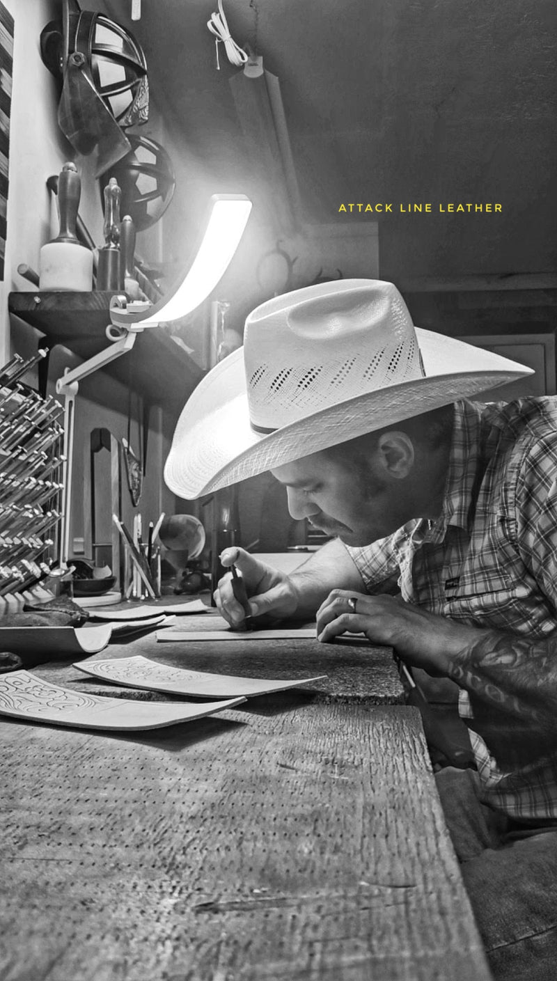 Toolin Tuesday: Woodgrain Pattern – Attack Line Leather